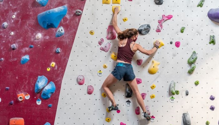 How to learn to trust tiny feet when climbing